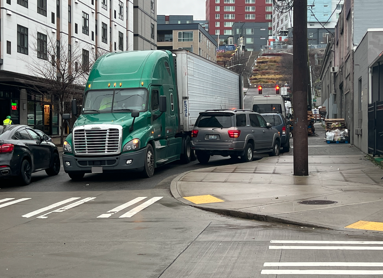 Complete Streets and freight | Giacomo Dalla Chiara